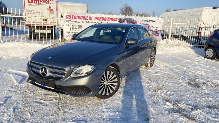 Grey Mercedes-Benz e-200 2017 in Marijampole, with an engine capacity of 1.99 L and mileage of 66 thousand km for 23100 €, photo 3 on AUTOMOTO.COM.LV