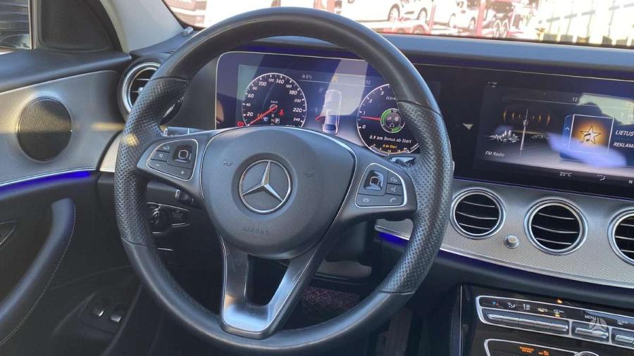 Grey Mercedes-Benz e-200 2017 in Marijampole, with an engine capacity of 1.99 L and mileage of 66 thousand km for 23100 €, photo 18 on AUTOMOTO.COM.LV