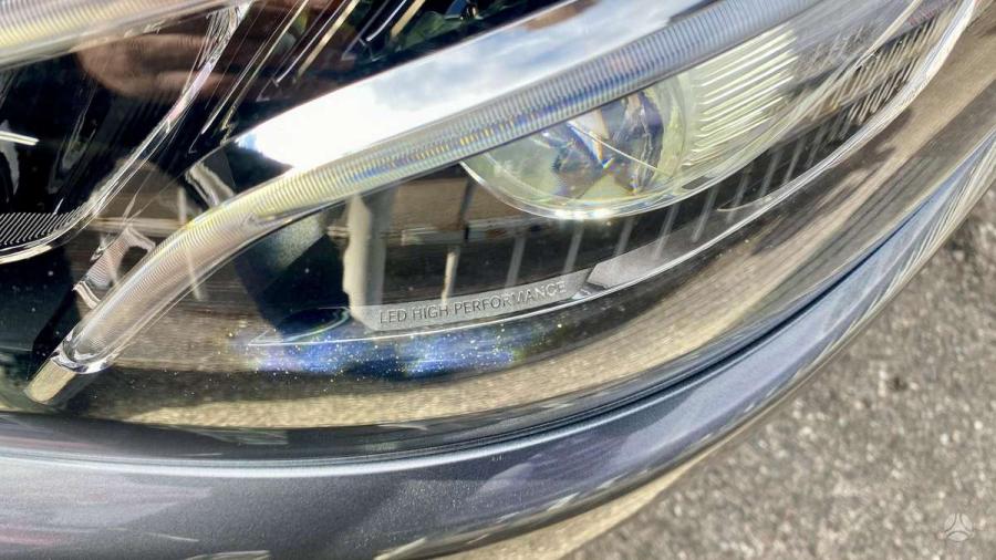 Grey Mercedes-Benz e-200 2017 in Marijampole, with an engine capacity of 1.99 L and mileage of 66 thousand km for 21900 €, photo 7 on AUTOMOTO.COM.LV