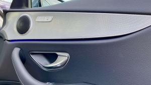 Grey Mercedes-Benz e-200 2017 in Marijampole, with an engine capacity of 1.99 L and mileage of 66 thousand km for 21900 €, photo 11 on AUTOMOTO.COM.LV