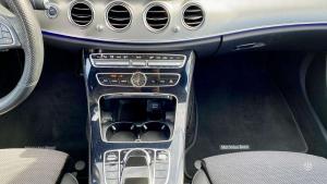 Grey Mercedes-Benz e-200 2017 in Marijampole, with an engine capacity of 1.99 L and mileage of 66 thousand km for 21900 €, photo 20 on AUTOMOTO.COM.LV