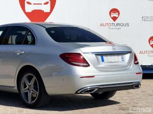 Grey Mercedes-Benz e-200 2017 in Taurage, with an engine capacity of 2.00 L and mileage of 259 thousand km for 14200 €, photo 9 on AUTOMOTO.COM.LV