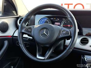 Grey Mercedes-Benz e-200 2017 in Taurage, with an engine capacity of 2.00 L and mileage of 259 thousand km for 14200 €, photo 20 on AUTOMOTO.COM.LV