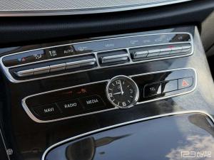 Grey Mercedes-Benz e-200 2017 in Taurage, with an engine capacity of 2.00 L and mileage of 259 thousand km for 14200 €, photo 25 on AUTOMOTO.COM.LV