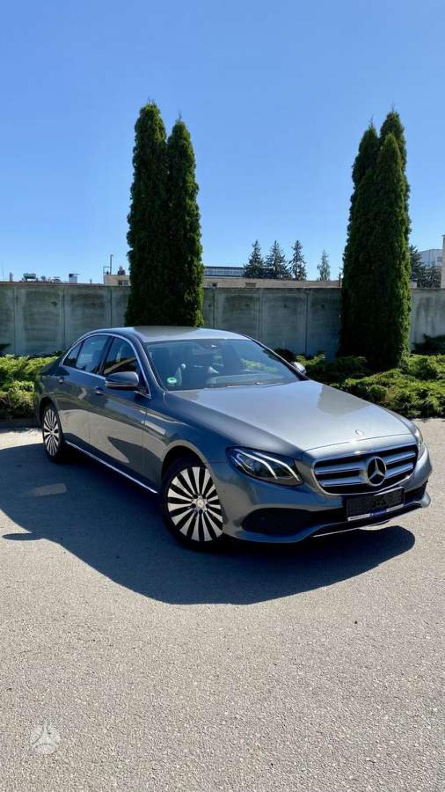 Pelēks Mercedes-Benz e-200 2017 Marijampole, ar dzinēja tilpumu 1.99 L un nobraukumu 66 tūkst. km par 21100 €, foto 5 vietnē AUTOMOTO.COM.LV