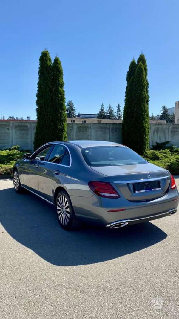 Grey Mercedes-Benz e-200 2017 in Marijampole, with an engine capacity of 1.99 L and mileage of 66 thousand km for 21100 €, photo 2 on AUTOMOTO.COM.LV