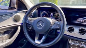 Grey Mercedes-Benz e-200 2017 in Marijampole, with an engine capacity of 1.99 L and mileage of 66 thousand km for 21100 €, photo 26 on AUTOMOTO.COM.LV