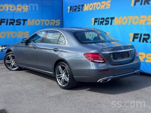 Pelēks Mercedes-Benz e-200 2017 Rīga, ar dzinēja tilpumu 2.00 L un nobraukumu 196 tūkst. km par 18950 €, foto 3 vietnē AUTOMOTO.COM.LV