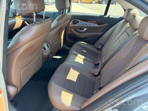 Pelēks Mercedes-Benz e-200 2017 Rīga, ar dzinēja tilpumu 2.00 L un nobraukumu 196 tūkst. km par 18950 €, foto 10 vietnē AUTOMOTO.COM.LV
