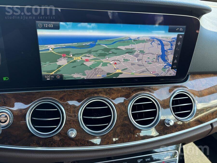 Pelēks Mercedes-Benz e-200 2017 Rīga, ar dzinēja tilpumu 2.00 L un nobraukumu 196 tūkst. km par 18950 €, foto 14 vietnē AUTOMOTO.COM.LV