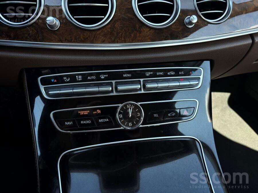 Pelēks Mercedes-Benz e-200 2017 Rīga, ar dzinēja tilpumu 2.00 L un nobraukumu 196 tūkst. km par 18950 €, foto 18 vietnē AUTOMOTO.COM.LV