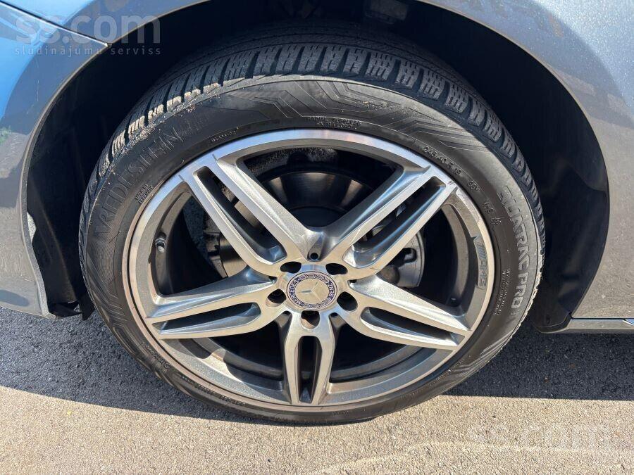 Pelēks Mercedes-Benz e-200 2017 Rīga, ar dzinēja tilpumu 2.00 L un nobraukumu 196 tūkst. km par 18950 €, foto 21 vietnē AUTOMOTO.COM.LV