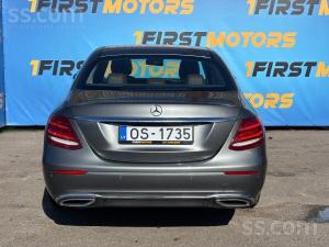 Pelēks Mercedes-Benz e-200 2017 Rīga, ar dzinēja tilpumu 2.00 L un nobraukumu 196 tūkst. km par 17950 €, foto 5 vietnē AUTOMOTO.COM.LV