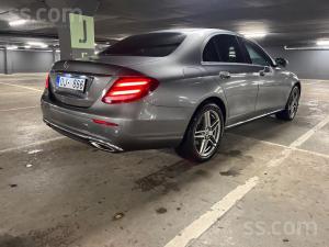 Pelēks Mercedes-Benz e-200 2017 Rīga, ar dzinēja tilpumu 2.00 L un nobraukumu 225 tūkst. km par 17200 €, foto 5 vietnē AUTOMOTO.COM.LV