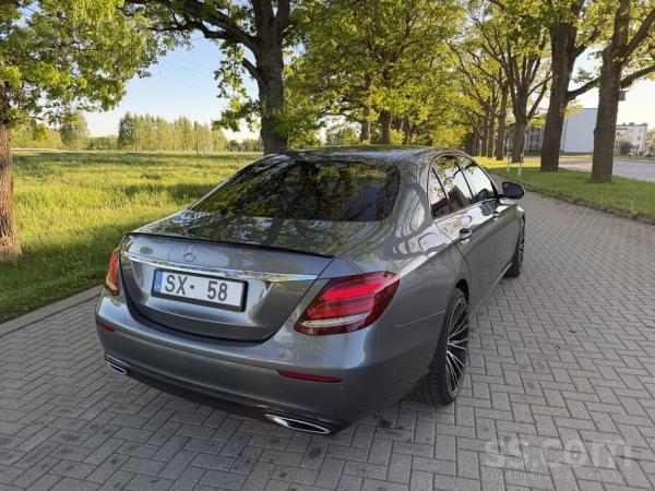 Pelēks Mercedes-Benz e-200 2018 Valmiera, ar dzinēja tilpumu 2.00 L un nobraukumu 0 tūkst. km par 17700 €, foto 10 vietnē AUTOMOTO.COM.LV