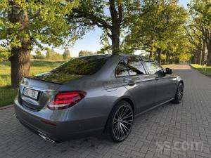 Pelēks Mercedes-Benz e-200 2018 Valmiera, ar dzinēja tilpumu 2.00 L un nobraukumu 0 tūkst. km par 17700 €, foto 13 vietnē AUTOMOTO.COM.LV
