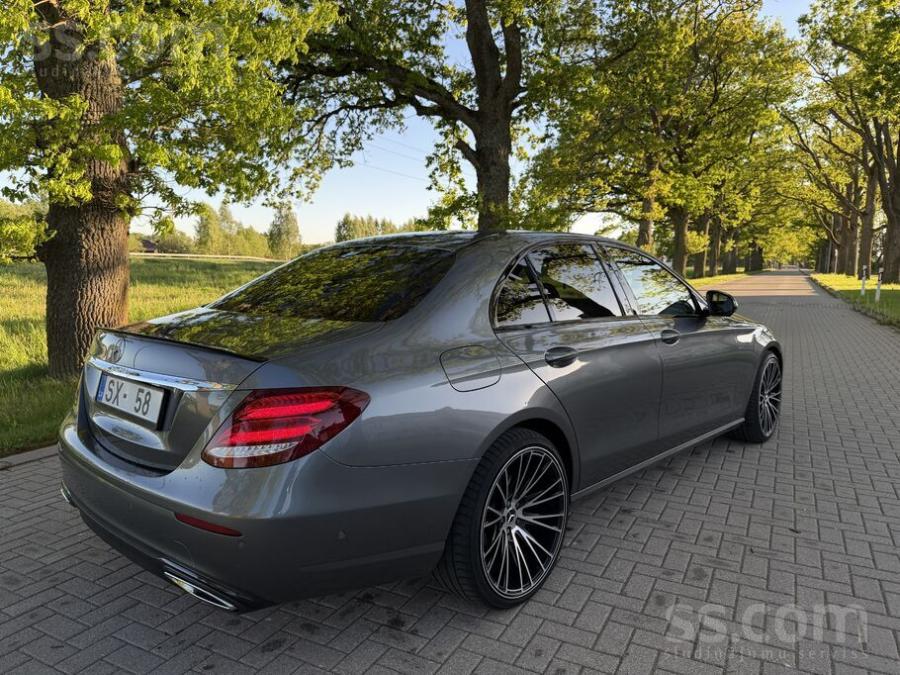 Pelēks Mercedes-Benz e-200 2018 Valmiera, ar dzinēja tilpumu 2.00 L un nobraukumu 0 tūkst. km par 17700 €, foto 13 vietnē AUTOMOTO.COM.LV