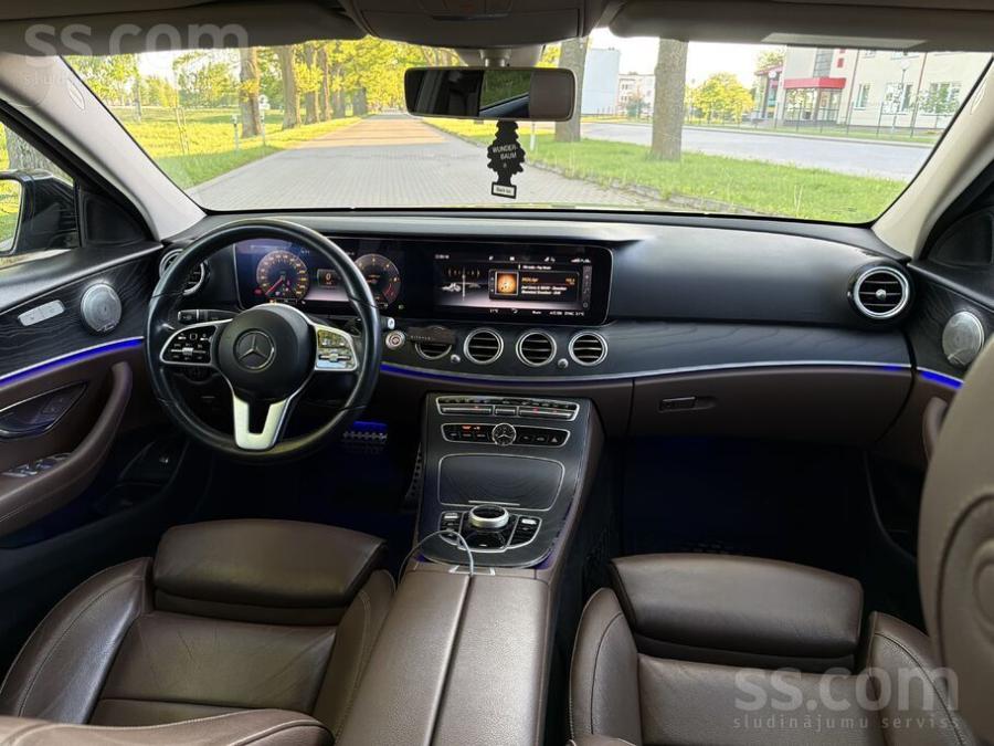 Pelēks Mercedes-Benz e-200 2018 Valmiera, ar dzinēja tilpumu 2.00 L un nobraukumu 0 tūkst. km par 17700 €, foto 28 vietnē AUTOMOTO.COM.LV