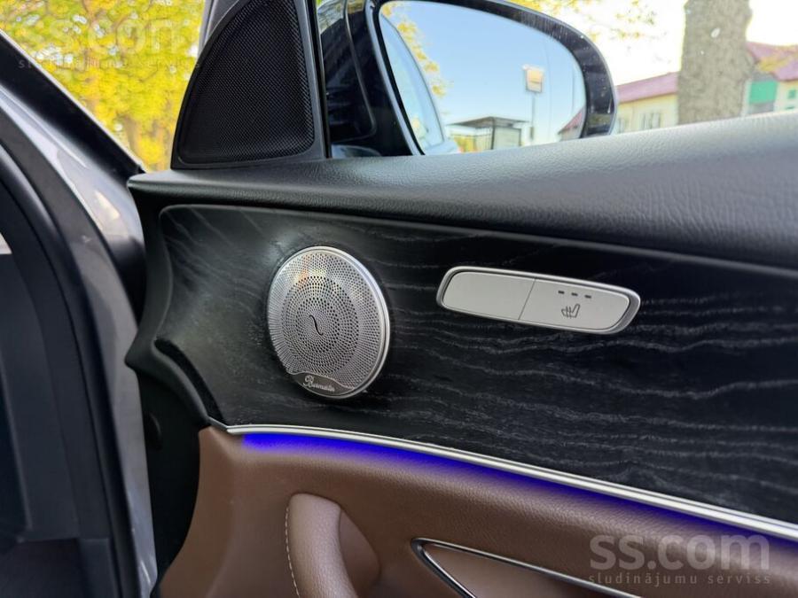 Pelēks Mercedes-Benz e-200 2018 Valmiera, ar dzinēja tilpumu 2.00 L un nobraukumu 0 tūkst. km par 17700 €, foto 29 vietnē AUTOMOTO.COM.LV