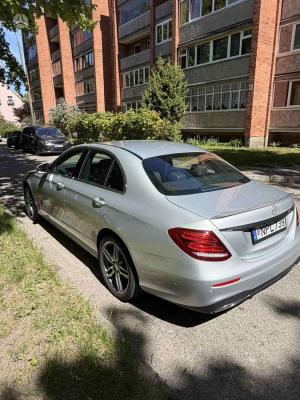 Grey Mercedes-Benz e-200 2018 in Klaipeda, with an engine capacity of 1.99 L and mileage of 81 thousand km for 21900 €, photo 5 on AUTOMOTO.COM.LV