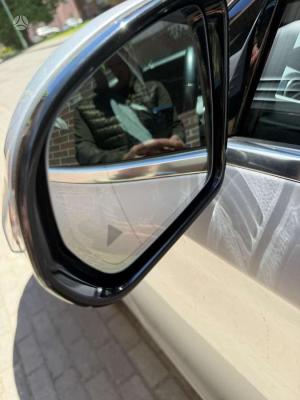 Grey Mercedes-Benz e-200 2018 in Klaipeda, with an engine capacity of 1.99 L and mileage of 81 thousand km for 21900 €, photo 8 on AUTOMOTO.COM.LV
