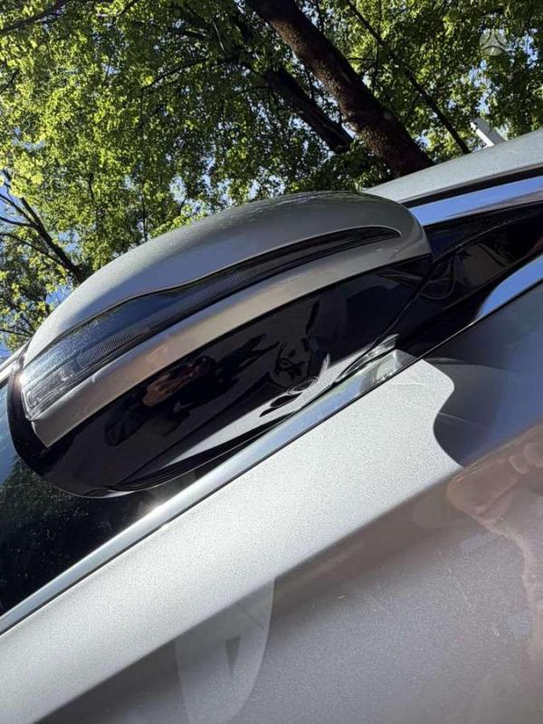 Grey Mercedes-Benz e-200 2018 in Klaipeda, with an engine capacity of 1.99 L and mileage of 81 thousand km for 21900 €, photo 9 on AUTOMOTO.COM.LV