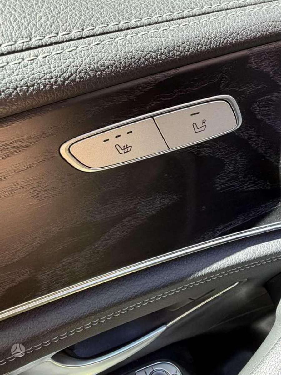 Grey Mercedes-Benz e-200 2018 in Klaipeda, with an engine capacity of 1.99 L and mileage of 81 thousand km for 21900 €, photo 13 on AUTOMOTO.COM.LV