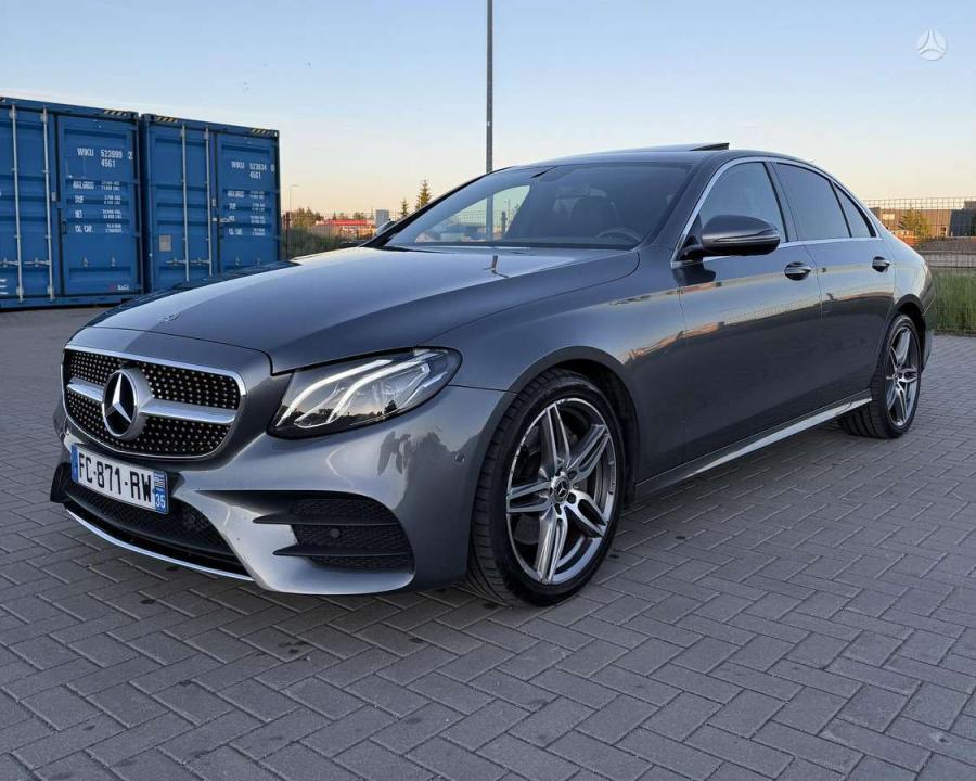 Серый Мерседес E 200 2018 в Таураге, объемом двигателя 2.00 л и пробегом 38 тыс. км за 25900 €, фото 3 на AUTOMOTO.COM.LV