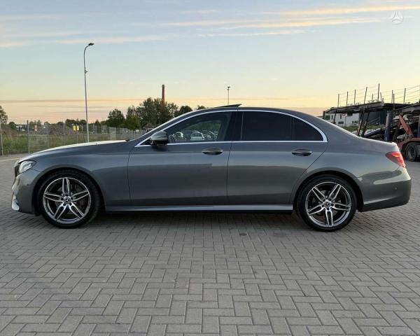 Grey Mercedes-Benz e-200 2018 in Taurage, with an engine capacity of 2.00 L and mileage of 38 thousand km for 25900 €, photo 5 on AUTOMOTO.COM.LV