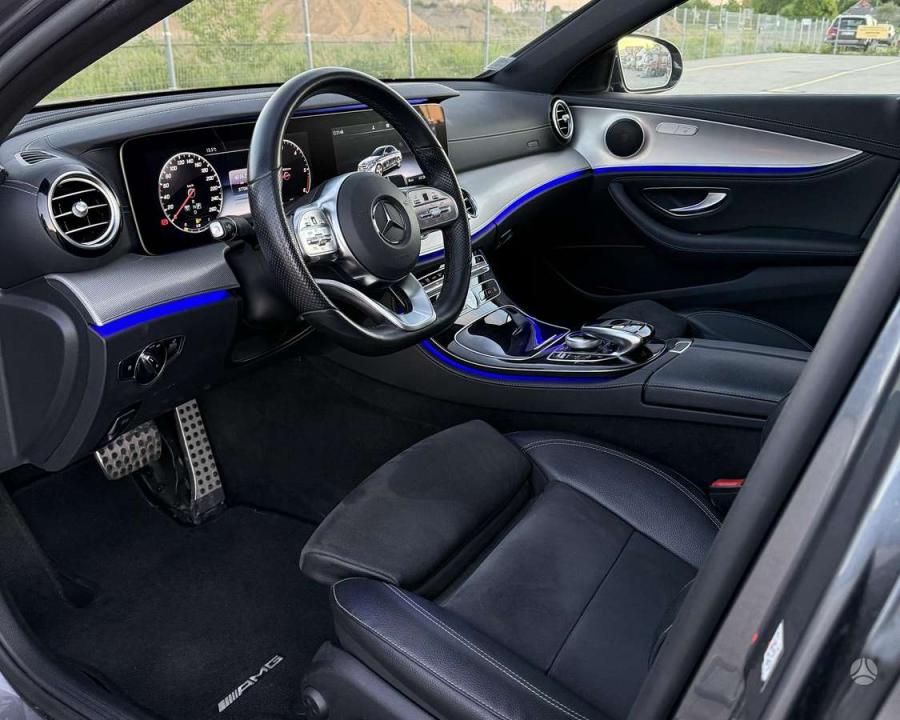 Серый Мерседес E 200 2018 в Таураге, объемом двигателя 2.00 л и пробегом 38 тыс. км за 25900 €, фото 8 на AUTOMOTO.COM.LV