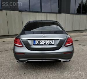 Grey Mercedes-Benz e-200 2019 in Riga, with an engine capacity of 2.00 L and mileage of 212 thousand km for 16300 €, photo 6 on AUTOMOTO.COM.LV