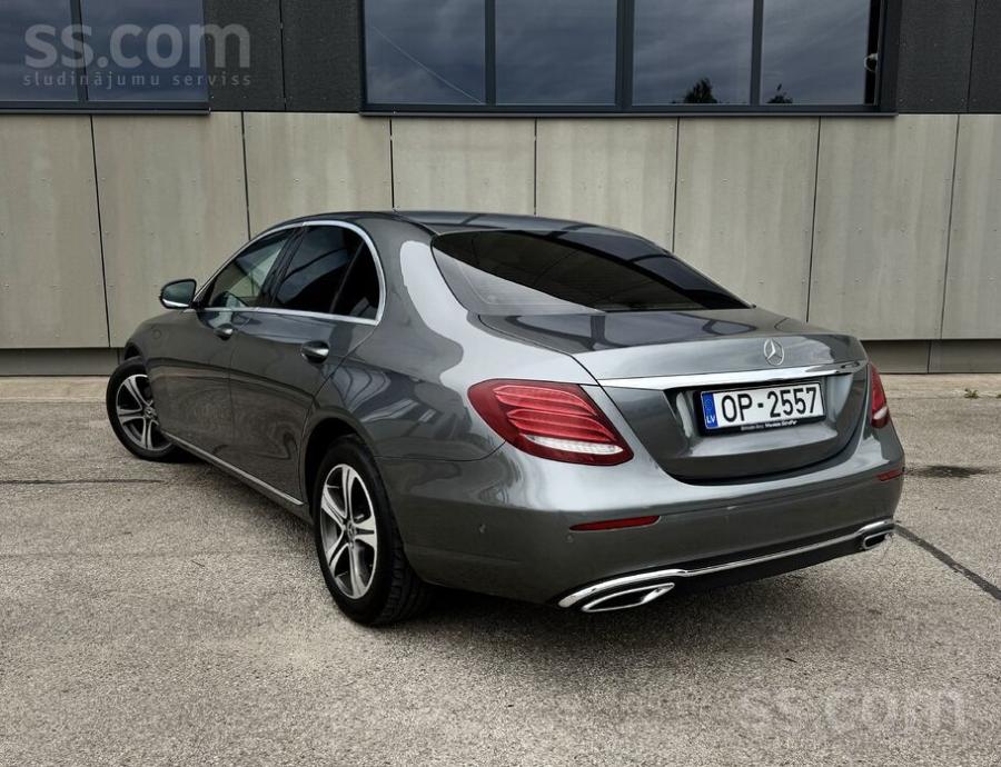 Grey Mercedes-Benz e-200 2019 in Riga, with an engine capacity of 2.00 L and mileage of 212 thousand km for 16300 €, photo 7 on AUTOMOTO.COM.LV