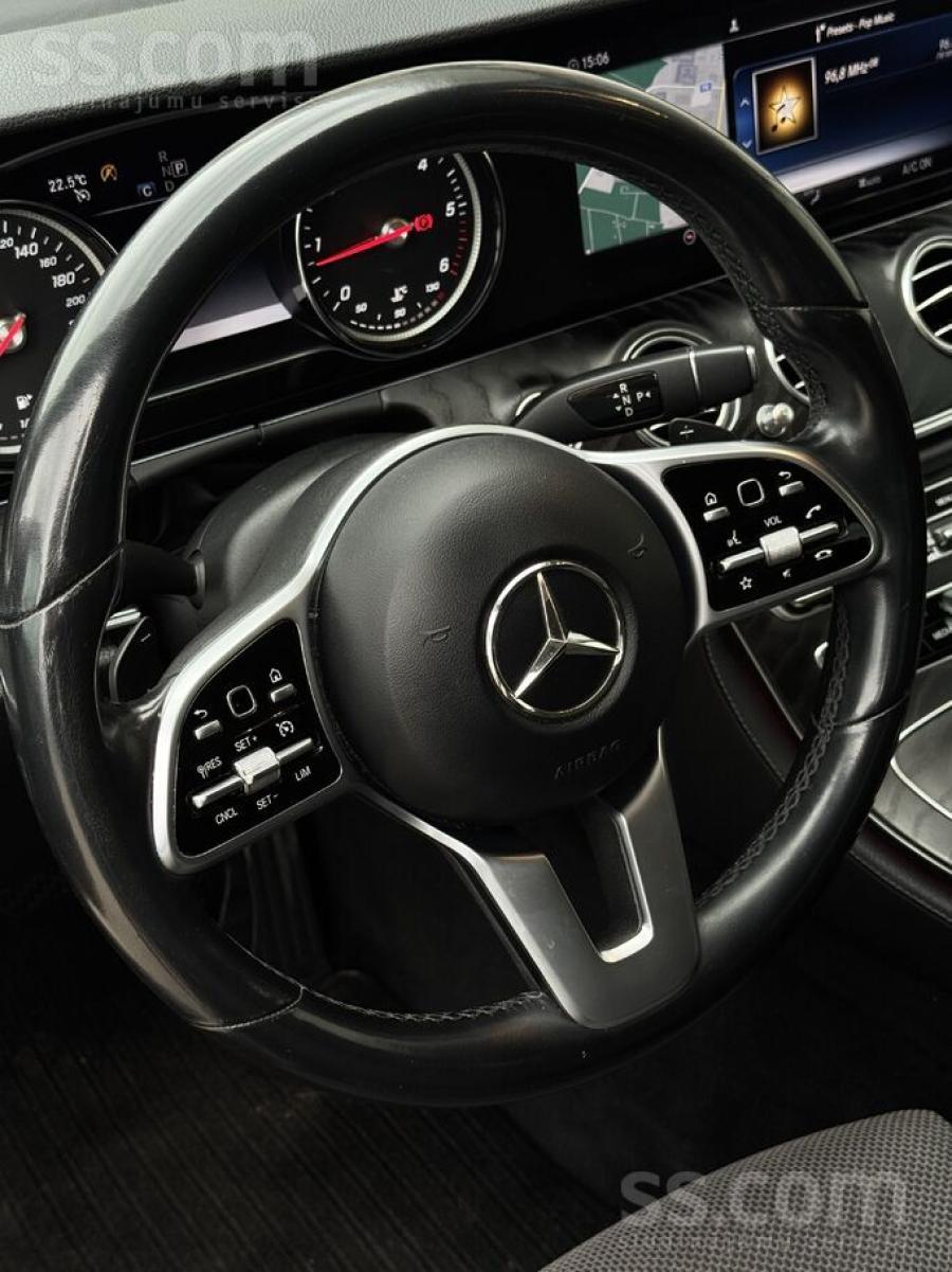 Grey Mercedes-Benz e-200 2019 in Riga, with an engine capacity of 2.00 L and mileage of 212 thousand km for 16300 €, photo 15 on AUTOMOTO.COM.LV