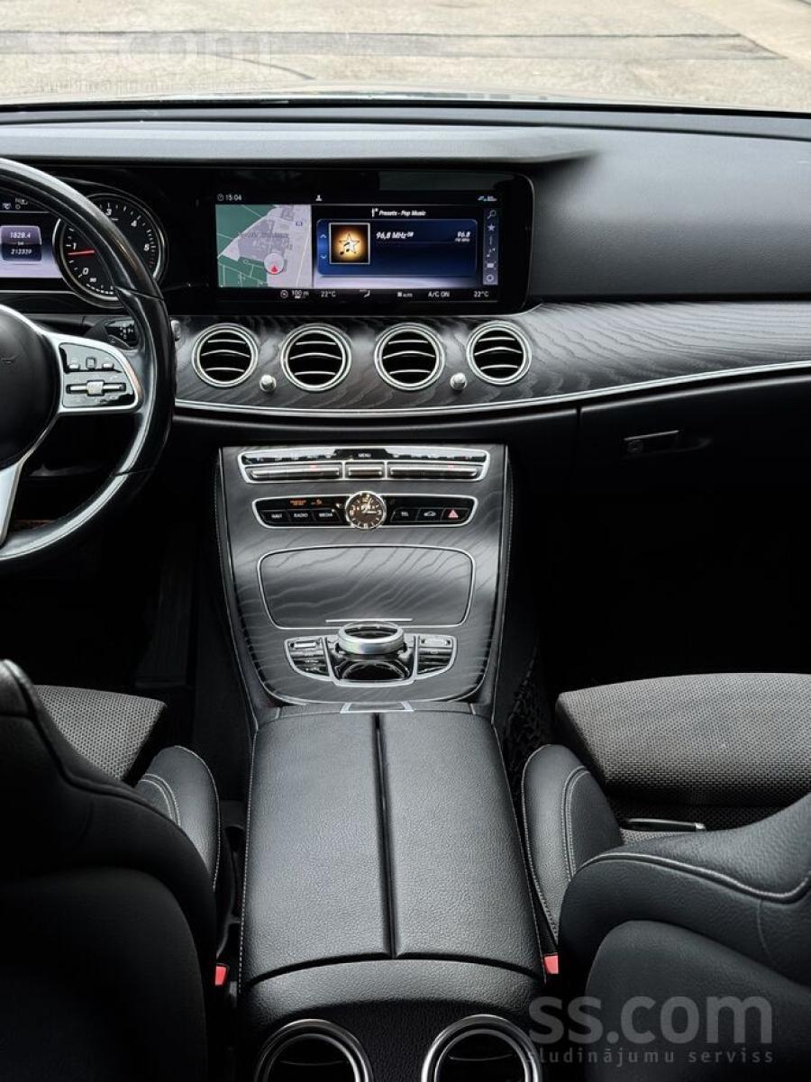 Grey Mercedes-Benz e-200 2019 in Riga, with an engine capacity of 2.00 L and mileage of 212 thousand km for 16300 €, photo 19 on AUTOMOTO.COM.LV