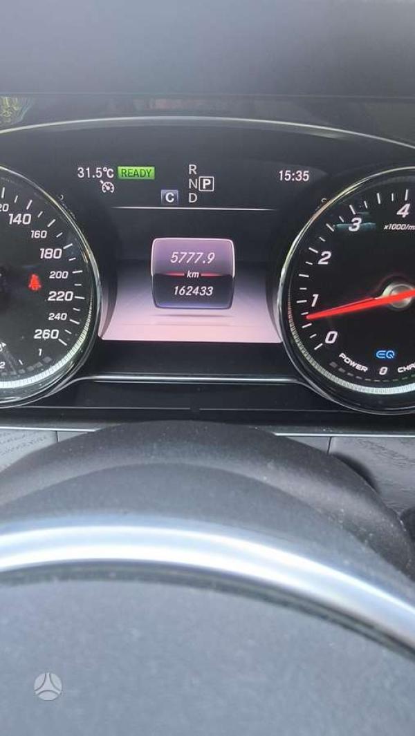 Pelēks Mercedes-Benz e-200 2019 Kauņa, ar dzinēja tilpumu 1.99 L un nobraukumu 163 tūkst. km par 21500 €, foto 10 vietnē AUTOMOTO.COM.LV