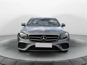 Серый Мерседес E 200 2020 в Клайпеда, объемом двигателя 1.99 л и пробегом 94 тыс. км за 27999 €, фото  на AUTOMOTO.COM.LV