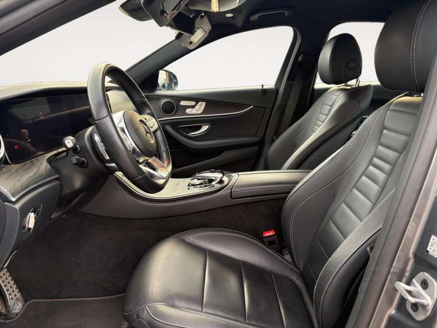 Серый Мерседес E 200 2020 в Клайпеда, объемом двигателя 1.99 л и пробегом 94 тыс. км за 27999 €, фото 16 на AUTOMOTO.COM.LV