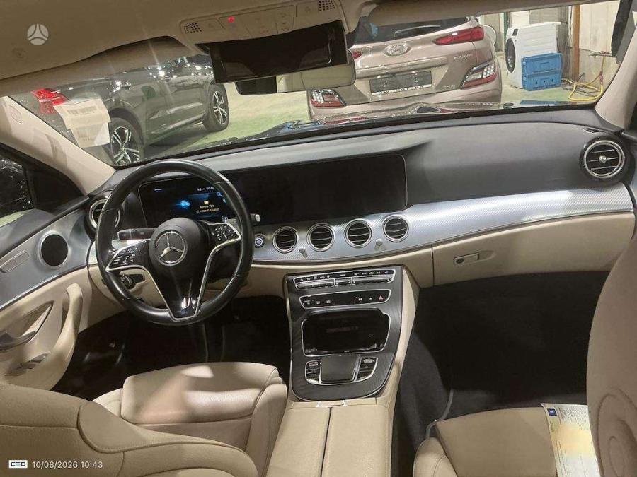Grey Mercedes-Benz e-200 2022 in Vilnius, with an engine capacity of 1.60 L and mileage of 82 thousand km for 31450 €, photo 8 on AUTOMOTO.COM.LV