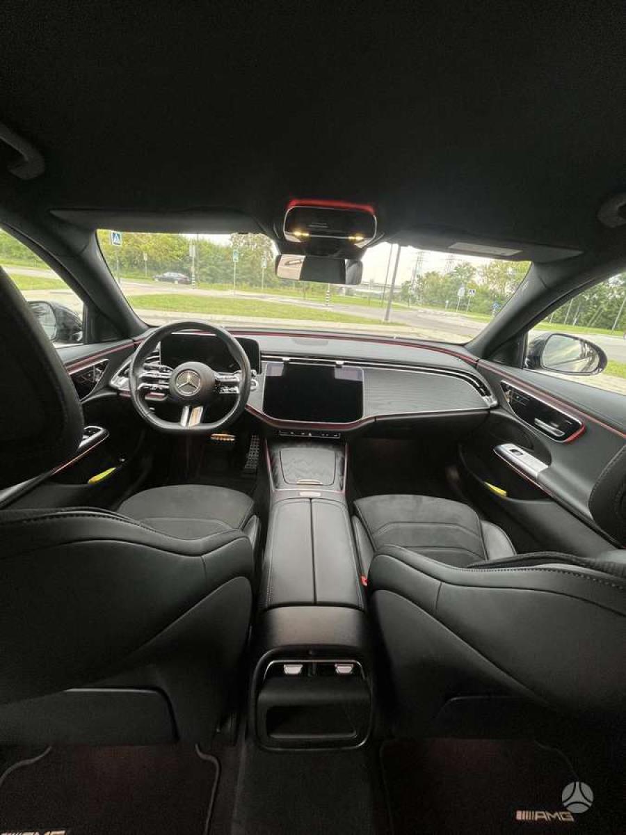 Grey Mercedes-Benz e-200 2023 in Kaunas, with an engine capacity of 2.00 L and mileage of 44 thousand km for 48900 €, photo 10 on AUTOMOTO.COM.LV