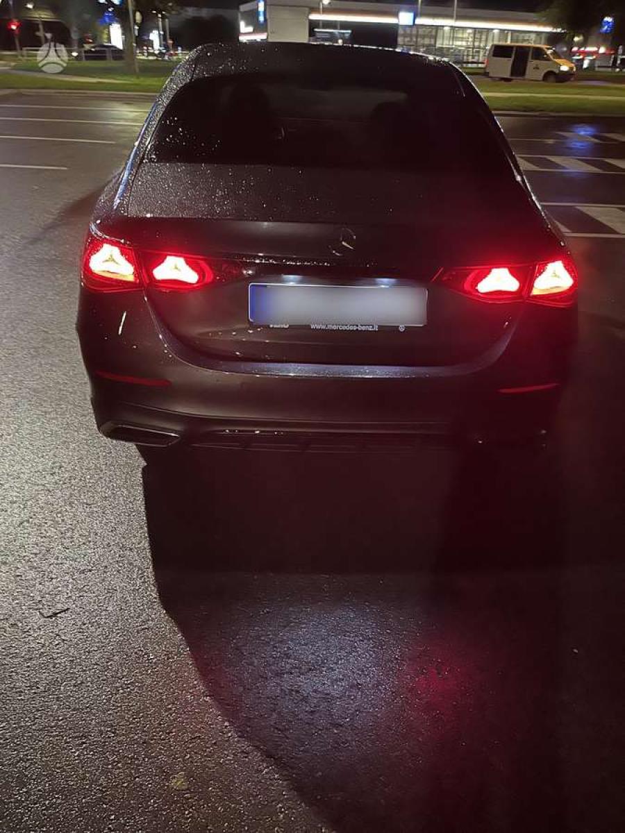 Grey Mercedes-Benz e-200 2023 in Kaunas, with an engine capacity of 2.00 L and mileage of 44 thousand km for 48900 €, photo 16 on AUTOMOTO.COM.LV