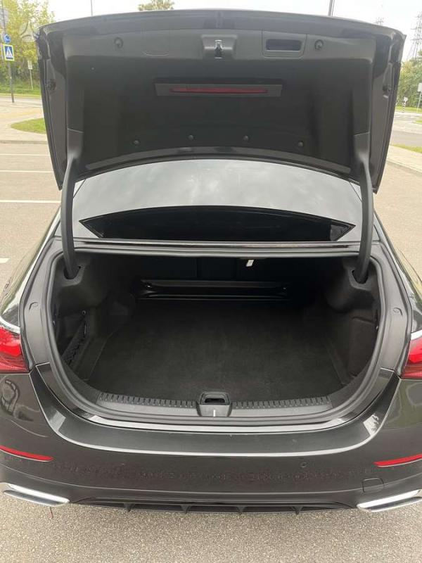 Mercedes-Benz e-200 2023 Kauņa vietnē Pelēks Mercedes-Benz e-200 2023 Kauņa, ar dzinēja tilpumu 2.00 L un nobraukumu 44 tūkst. km par 48900 €, foto 7 vietnē AUTOMOTO.COM.LV