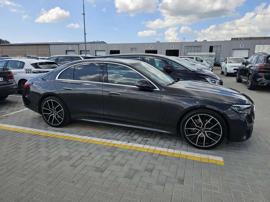Grey Mercedes-Benz e-200 2024 in Taurage, with an engine capacity of 2.00 L and mileage of 111 thousand km for 41000 €, photo 36 on AUTOMOTO.COM.LV