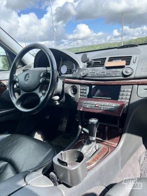 Pelēks Mercedes-Benz e-200 2006 Kauņa, ar dzinēja tilpumu 1.80 L un nobraukumu 332 tūkst. km par 2900 €, foto 14 vietnē AUTOMOTO.COM.LV