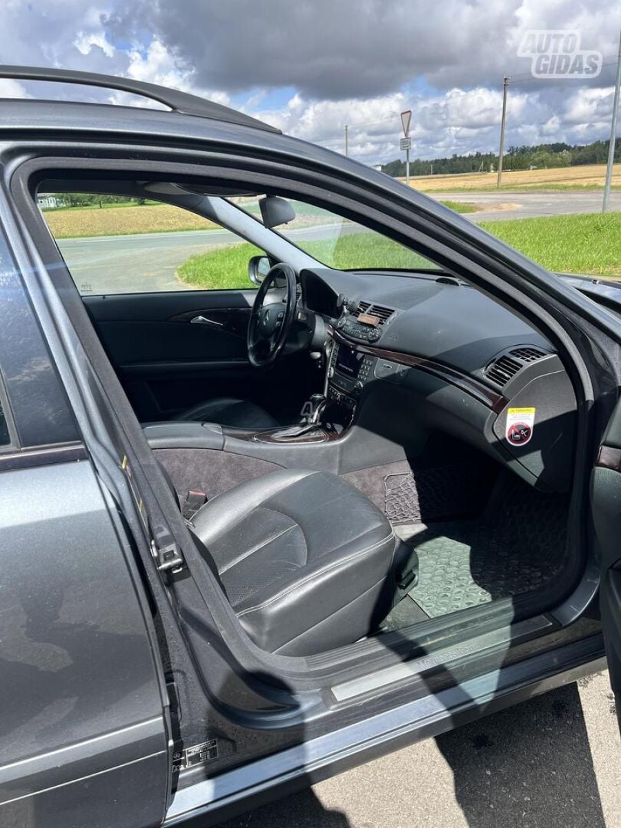 Pelēks Mercedes-Benz e-200 2006 Kauņa, ar dzinēja tilpumu 1.80 L un nobraukumu 332 tūkst. km par 2900 €, foto 15 vietnē AUTOMOTO.COM.LV