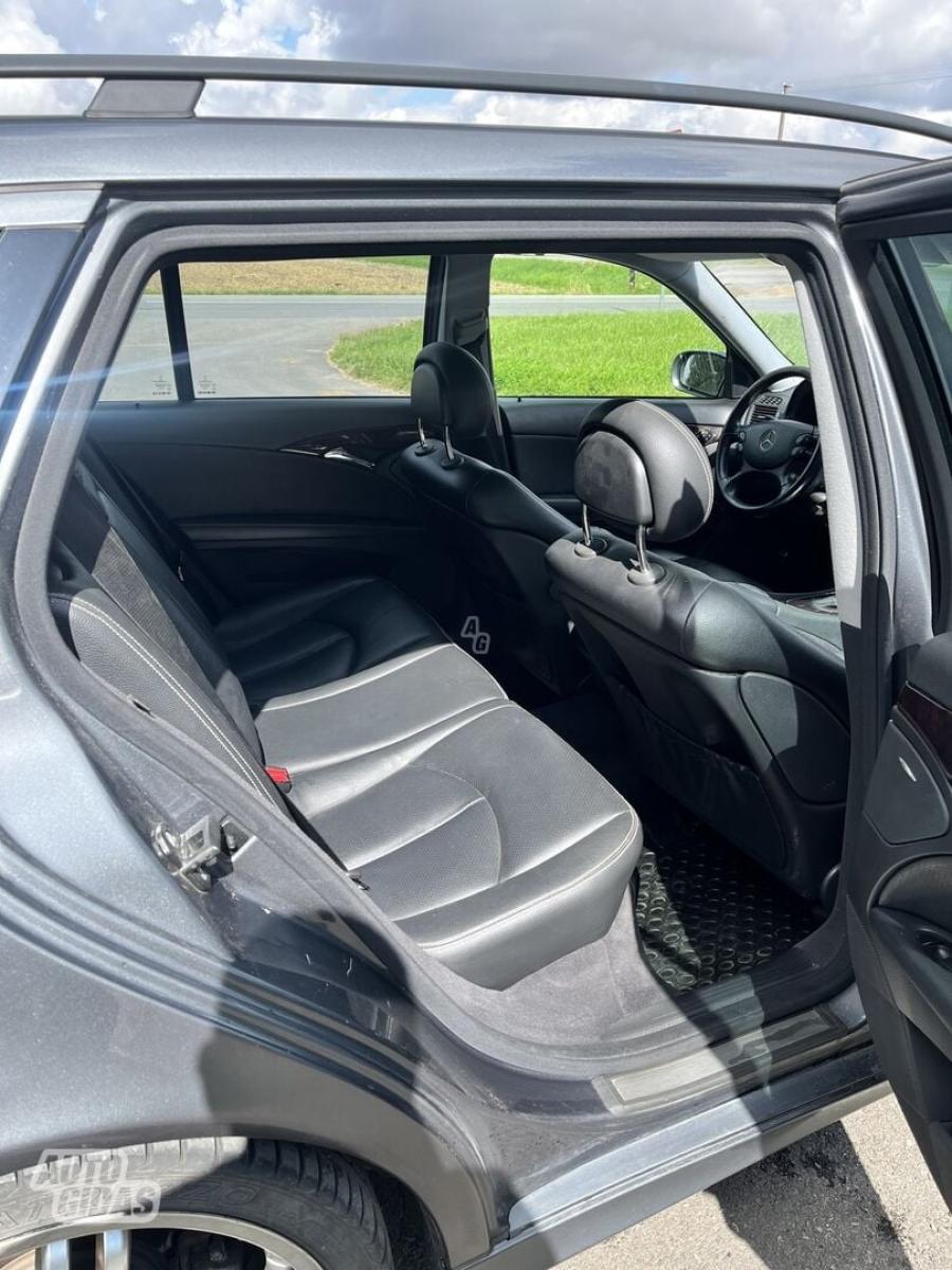 Pelēks Mercedes-Benz e-200 2006 Kauņa, ar dzinēja tilpumu 1.80 L un nobraukumu 332 tūkst. km par 2900 €, foto 16 vietnē AUTOMOTO.COM.LV