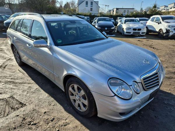 Pelēks Mercedes-Benz e-200 2008 Kauņa, ar dzinēja tilpumu 1.80 L un nobraukumu 232 tūkst. km par 4000 €, foto 1 vietnē AUTOMOTO.COM.LV