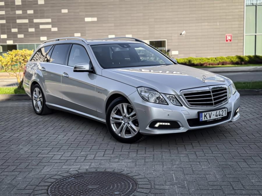 Pelēks Mercedes-Benz e-200 2010 Rīga, ar dzinēja tilpumu 2.20 L un nobraukumu 420 tūkst. km par 5100 €, foto 1 vietnē AUTOMOTO.COM.LV