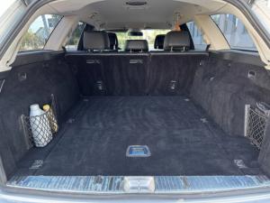 Pelēks Mercedes-Benz e-200 2010 Rīga, ar dzinēja tilpumu 2.20 L un nobraukumu 420 tūkst. km par 5100 €, foto 3 vietnē AUTOMOTO.COM.LV