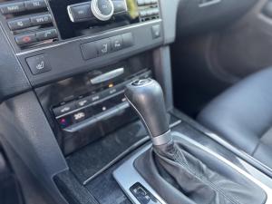 Pelēks Mercedes-Benz e-200 2010 Rīga, ar dzinēja tilpumu 2.20 L un nobraukumu 420 tūkst. km par 5100 €, foto 4 vietnē AUTOMOTO.COM.LV