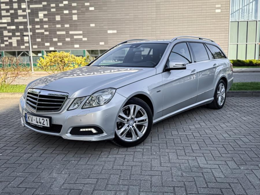 Pelēks Mercedes-Benz e-200 2010 Rīga, ar dzinēja tilpumu 2.20 L un nobraukumu 420 tūkst. km par 5100 €, foto 15 vietnē AUTOMOTO.COM.LV